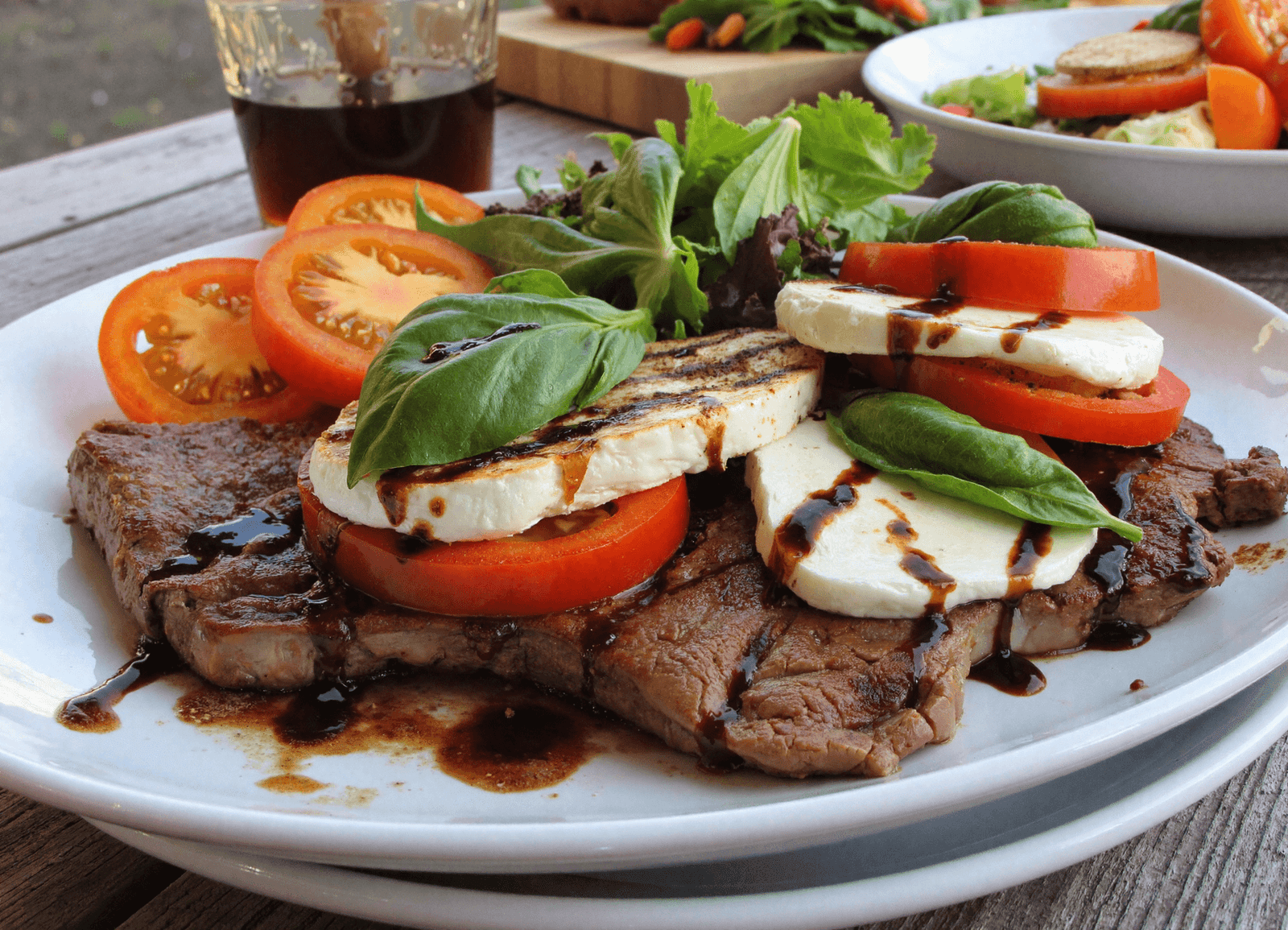 Balsamic Caprese Grilled Steak – Juicy Summer Steak with Fresh ...
